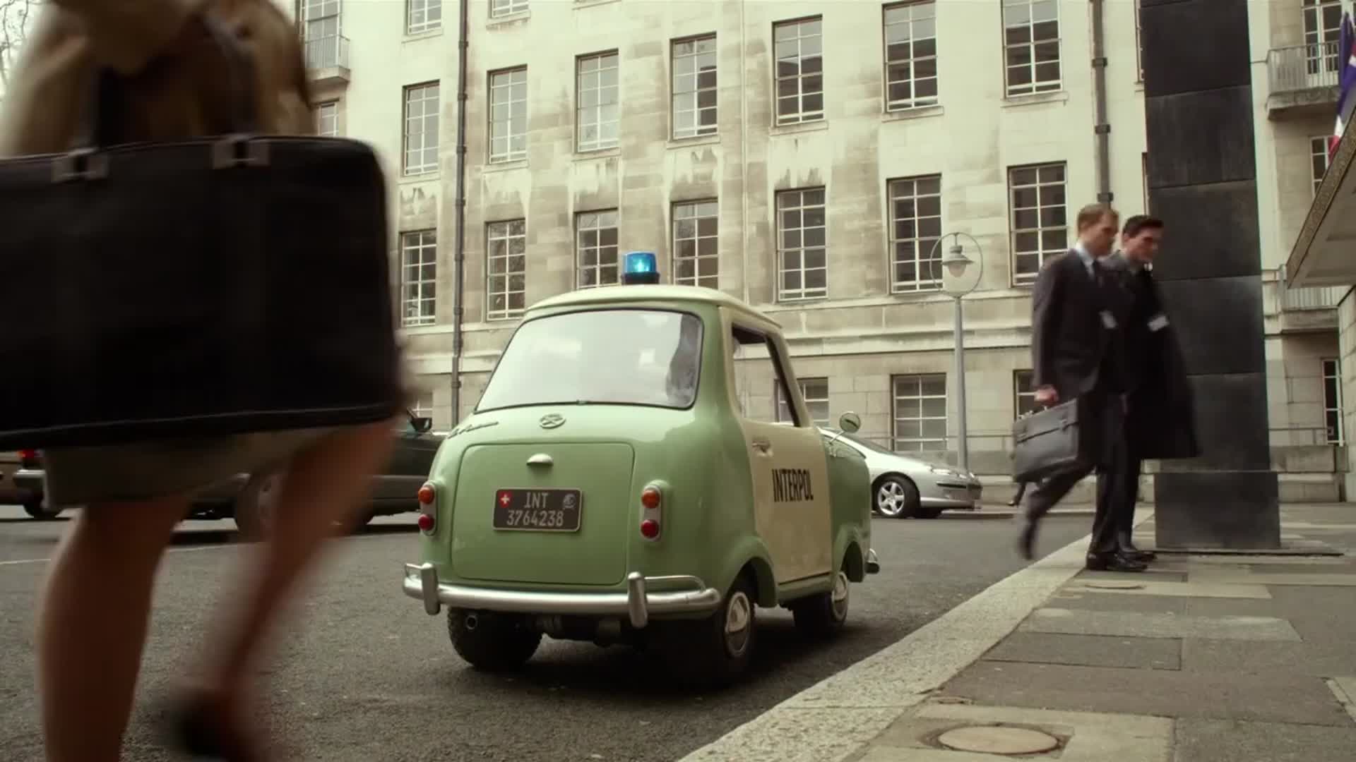 Muppets Most Wanted Car Muppets Hit The Red Carpet